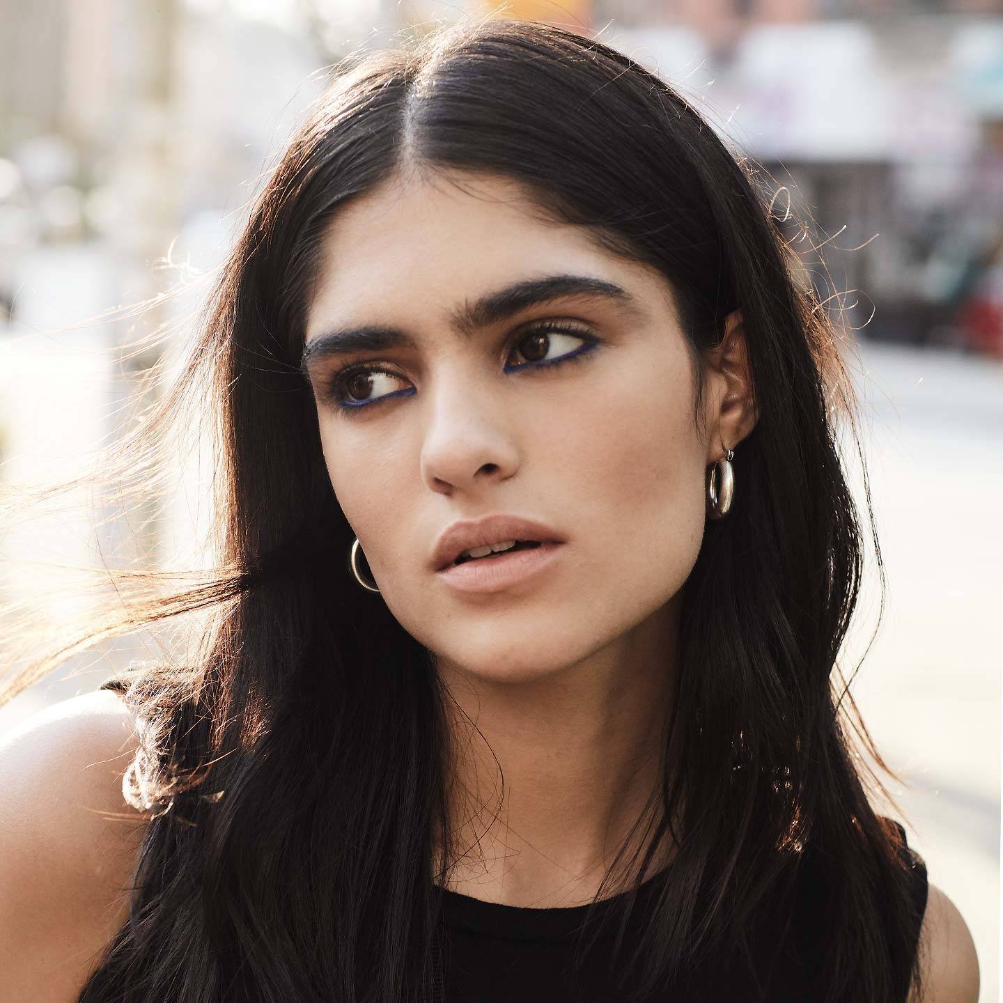 ¿Qué sombras favorecen más a los ojos marrones? | Maybelline.es